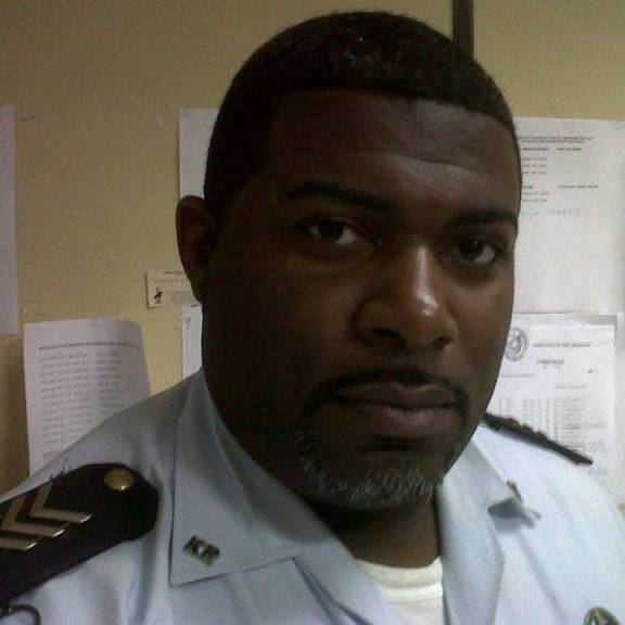 Police officer arrested in ongoing investigation - 721news.com | Sint ...