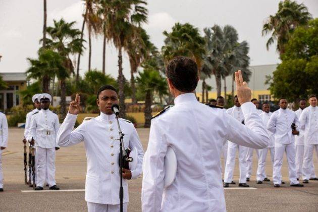 Officially nine military soldiers were sworn in Curacao - 721news.com ...